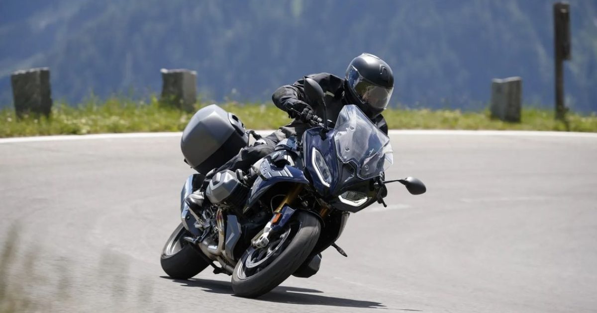 Moto da strada: le più comode. Un viaggio tra Tourer e enduro stradali