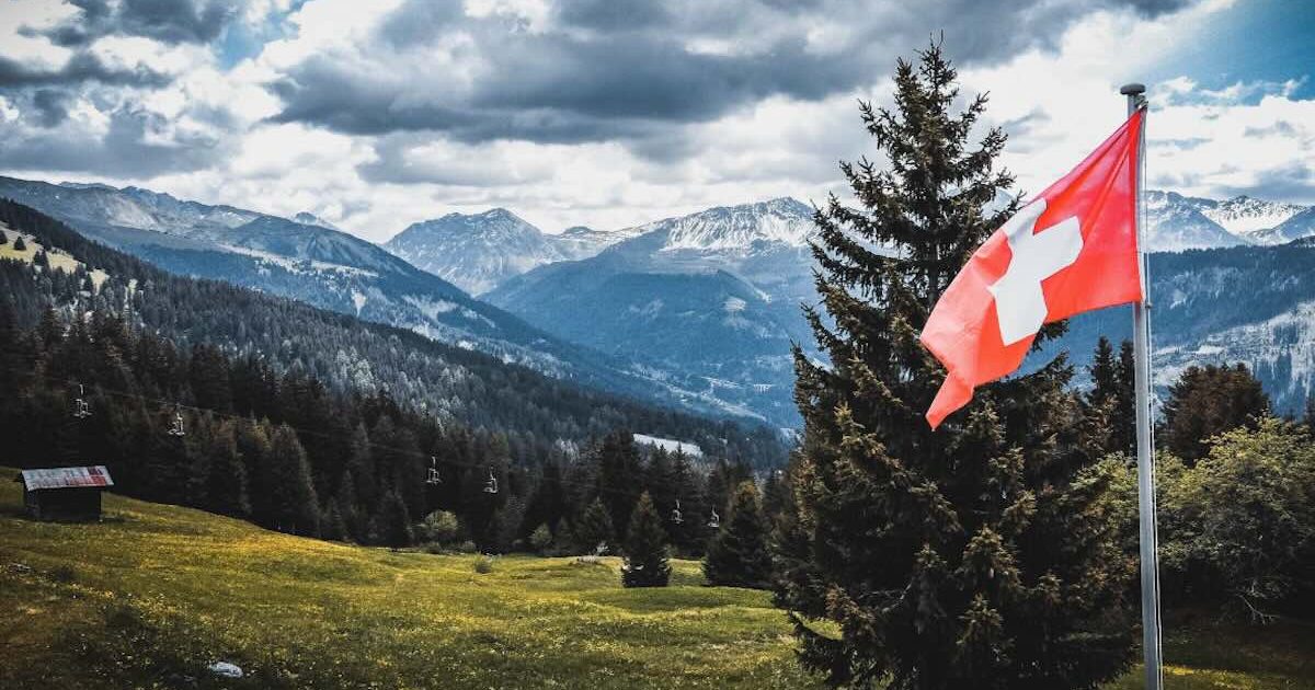 Telefonare dalla Svizzera all'Italia: quanto costa? | ComparaSemplice.it